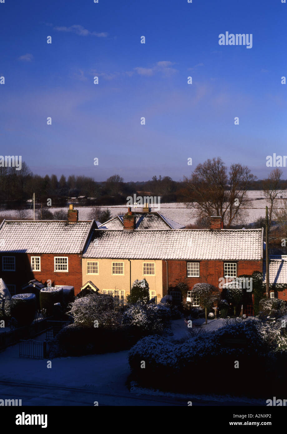 Cottages in Puddingmoor at Beccles in suffolk in the Uk (Medium Format ...