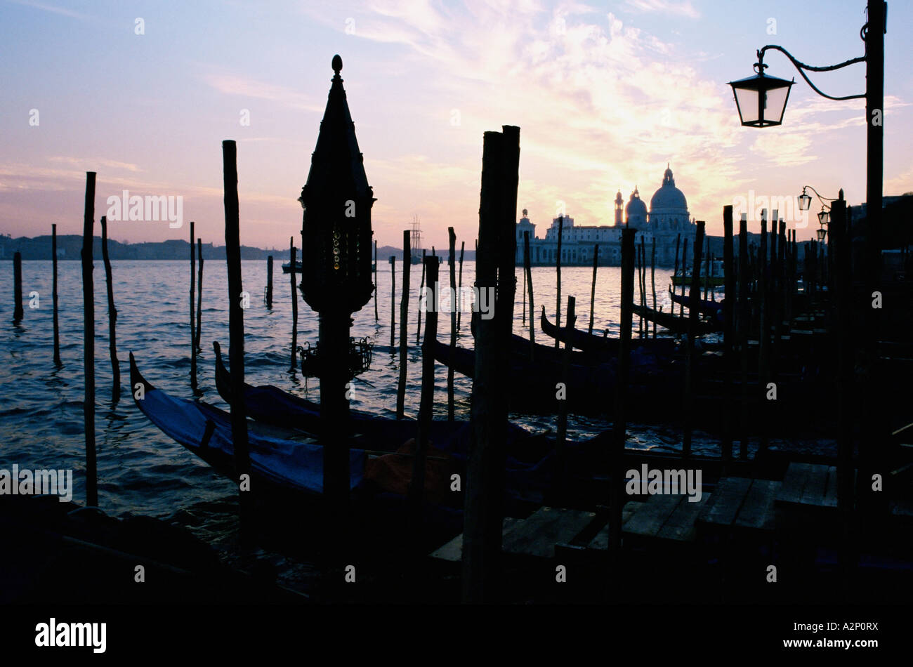 Venice city lamp posts hi-res stock photography and images - Alamy