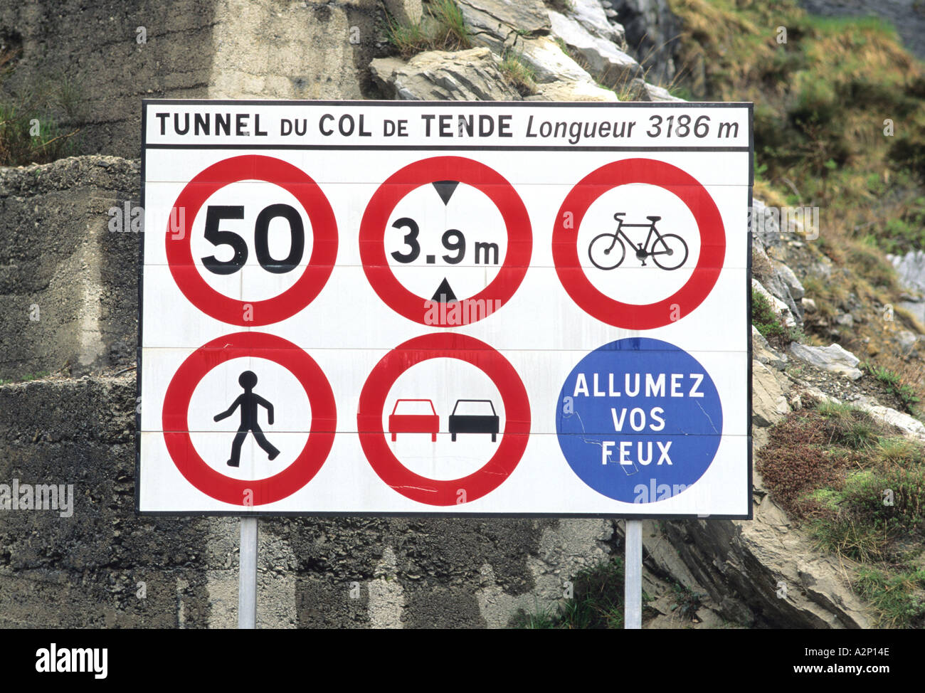 Tunnel entrance road signs hi-res stock photography and images - Alamy