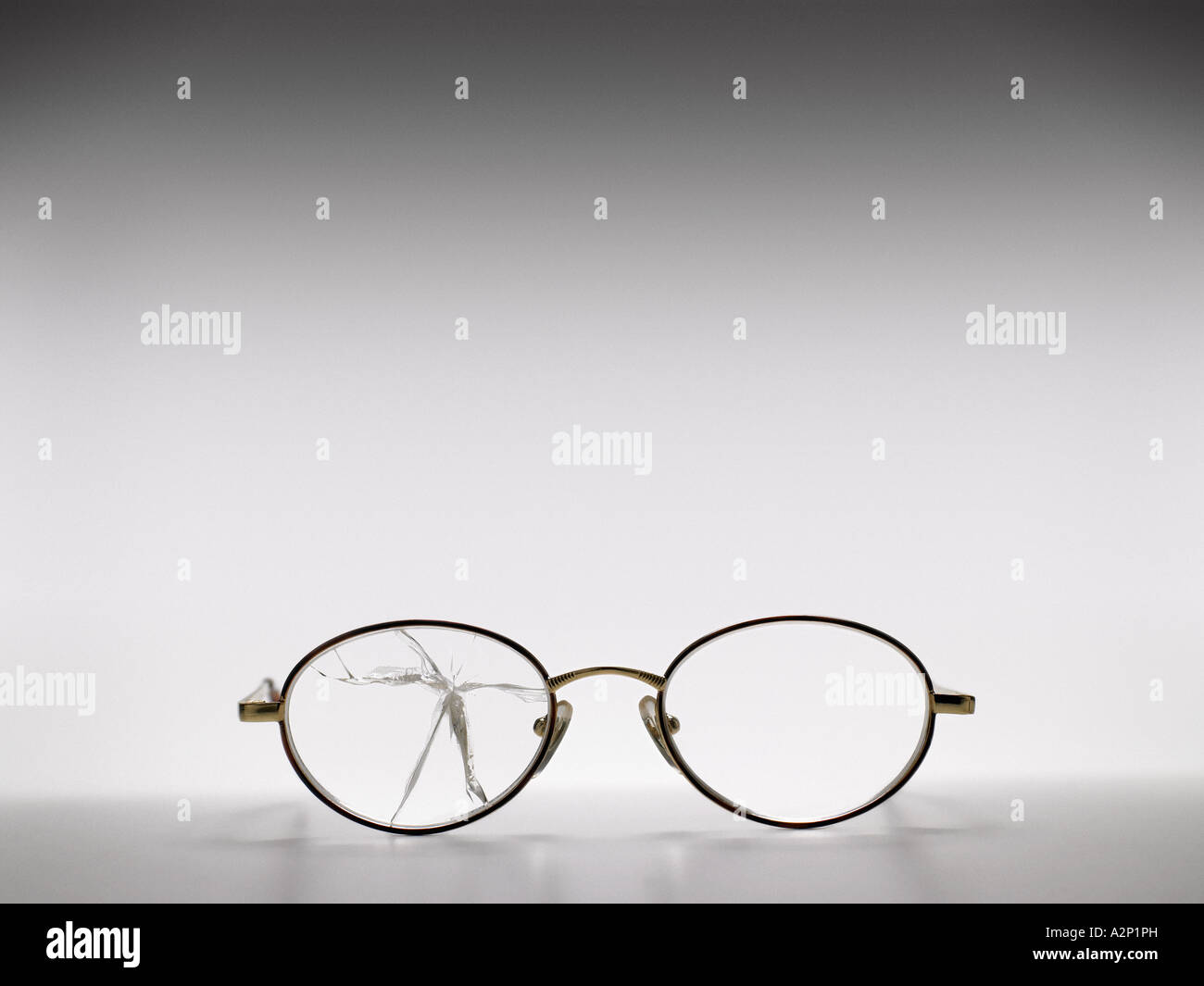 Shattered glasses lens hi-res stock photography and images - Alamy