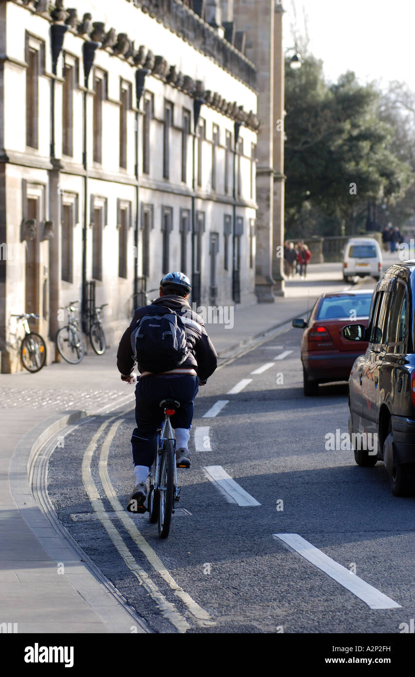Oxford high street cycling hi-res stock photography and images - Alamy
