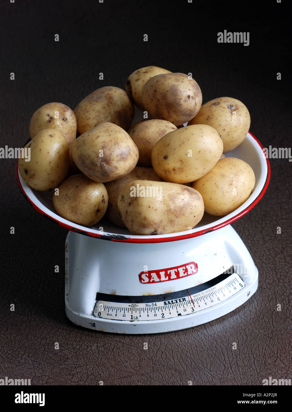 Potatoes variety Vivaldi on scales Stock Photo - Alamy