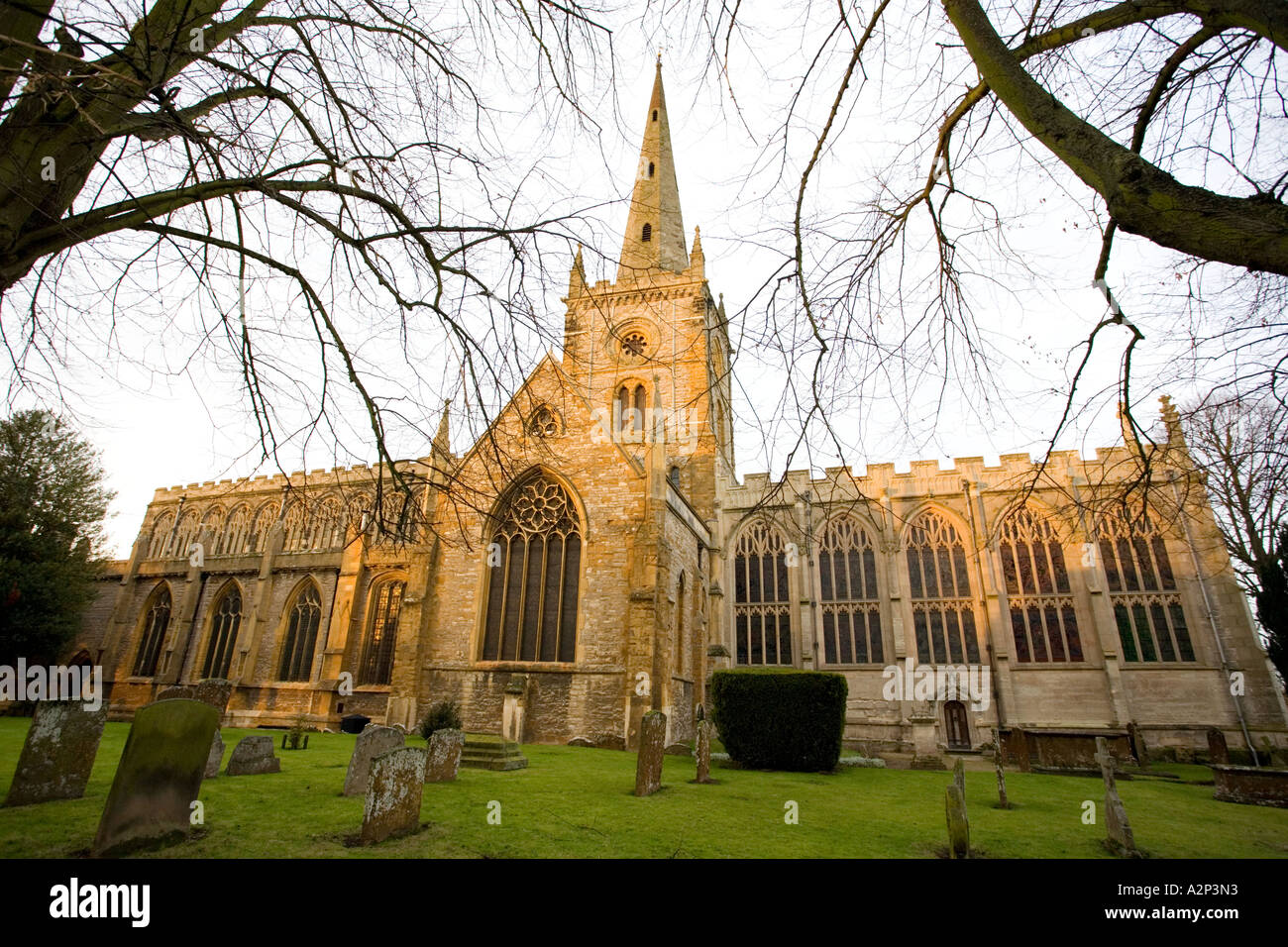 Holy Trinity church in Stratford upon Avon UK William Shakespeare is ...