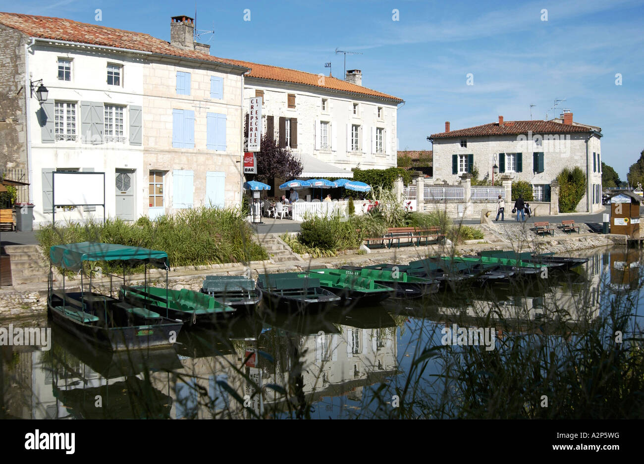 Coulon, Marais Poitevan, France Stock Photo - Alamy