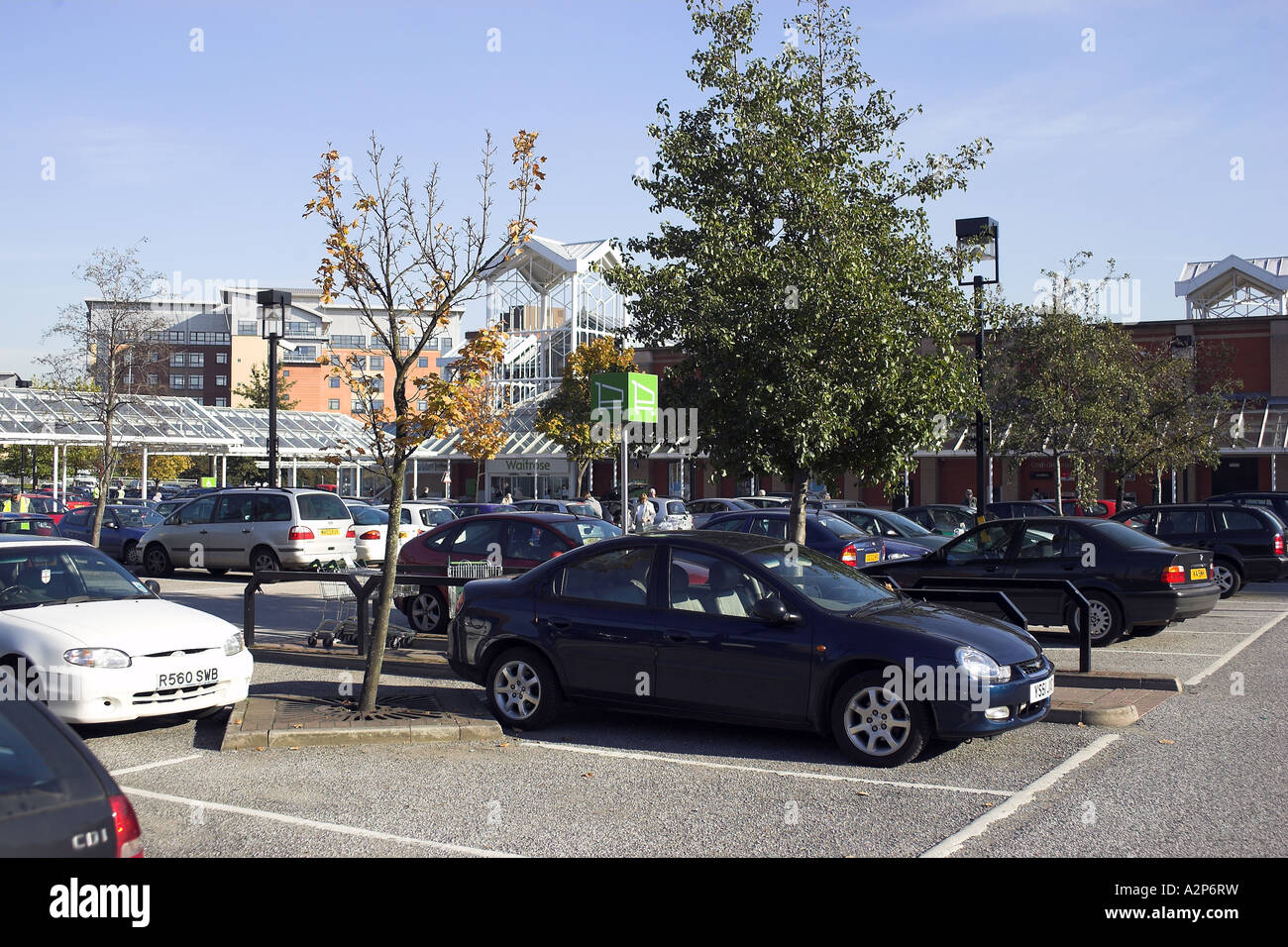 supermarket car park Stock Photo - Alamy