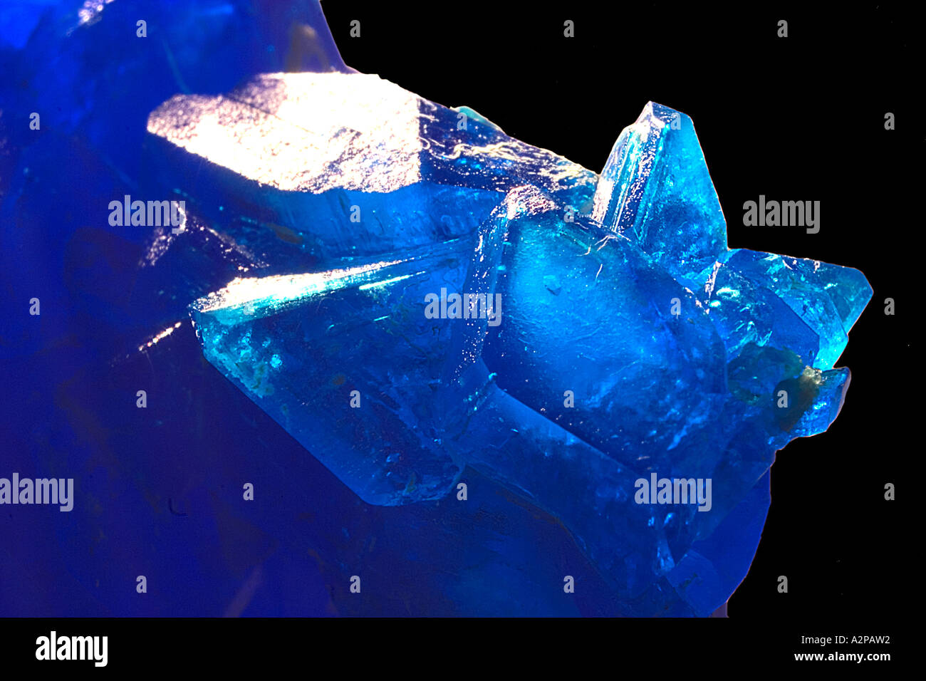 Copper sulphate crystals hi-res stock photography and images - Alamy