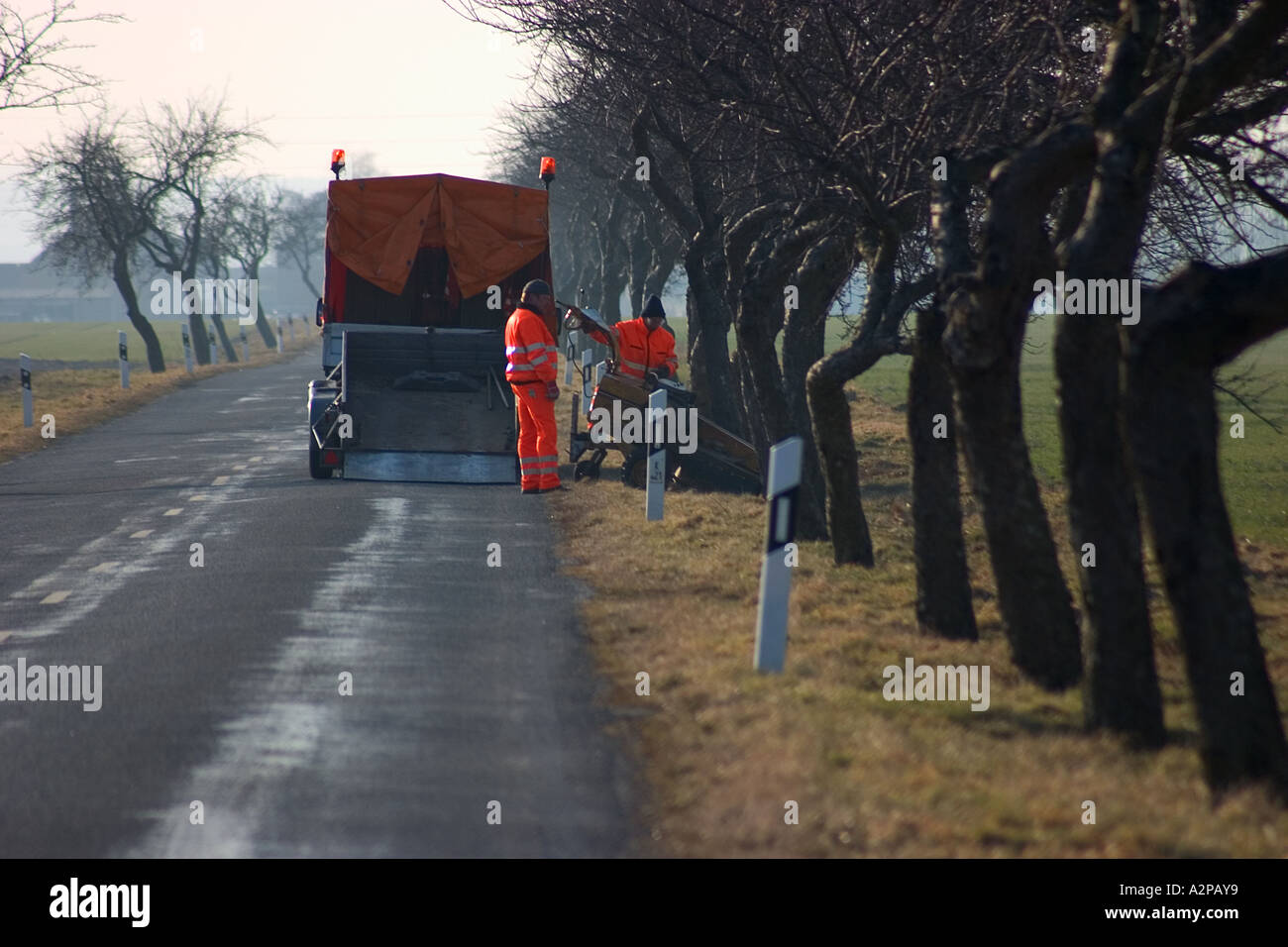 Roadmen hi-res stock photography and images - Alamy