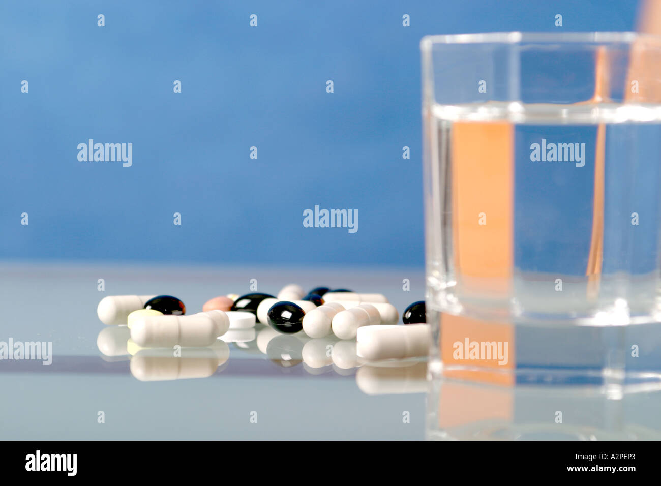 Drug raw material hi-res stock photography and images - Alamy