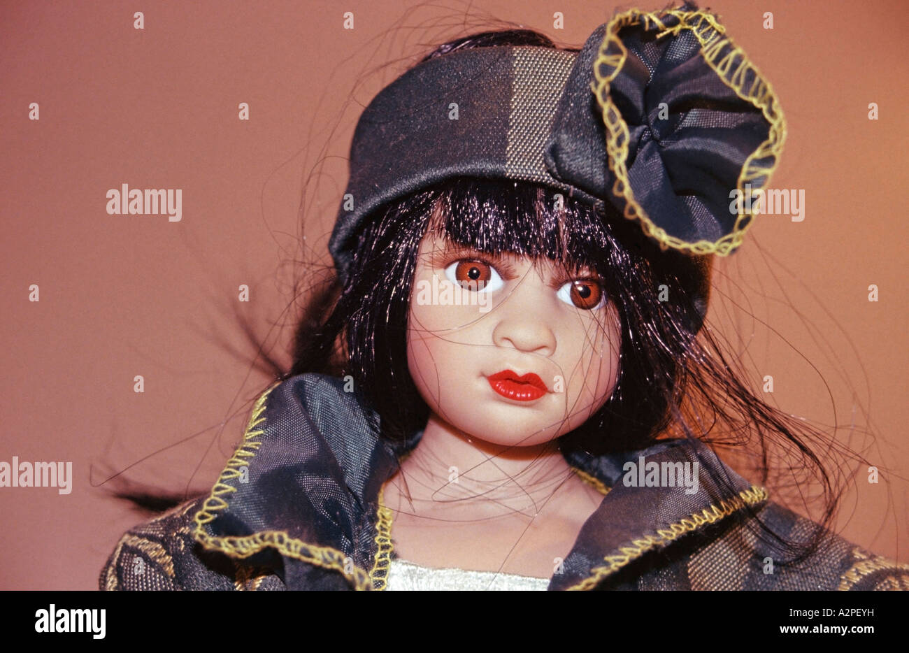 Poupée hi-res stock photography and images - Alamy