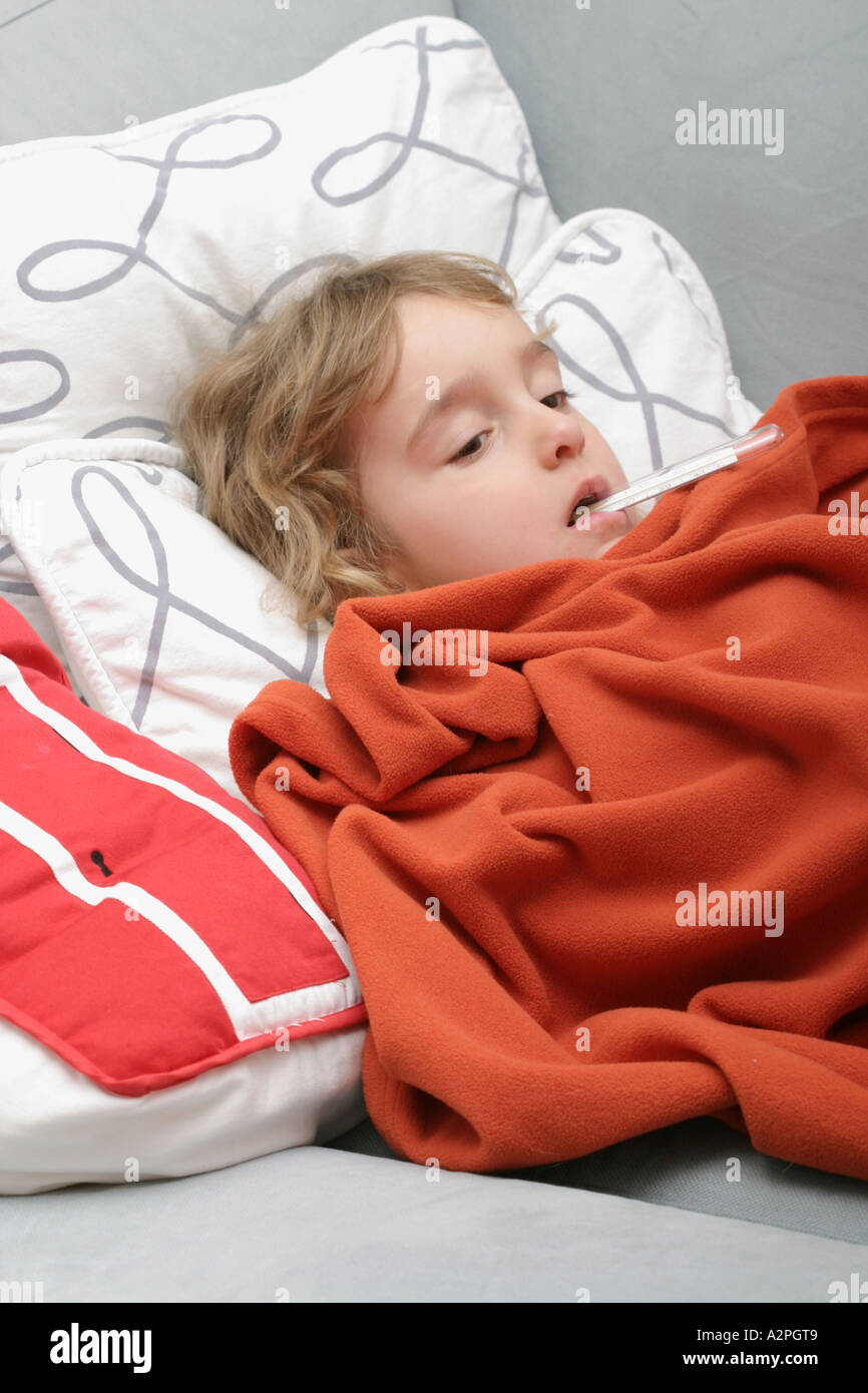 Sick toddlers hi-res stock photography and images - Alamy