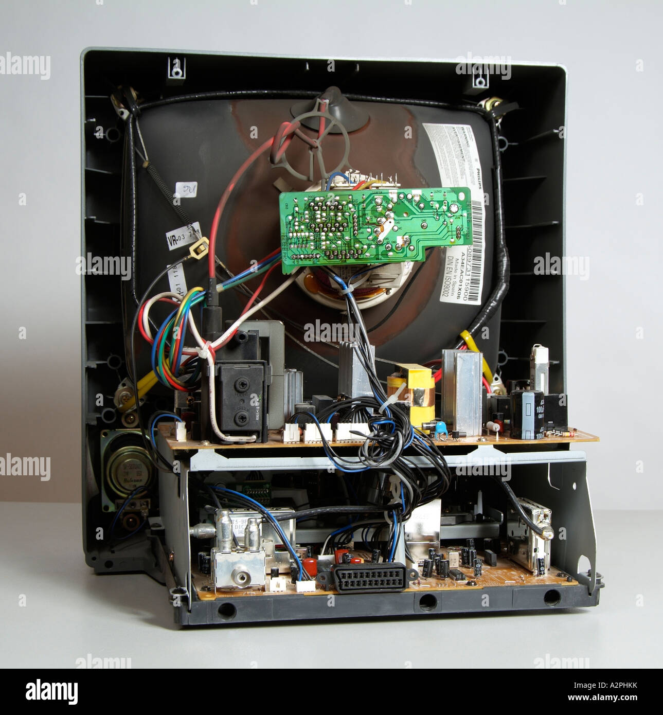 Old tv tube interior hi-res stock photography and images - Alamy