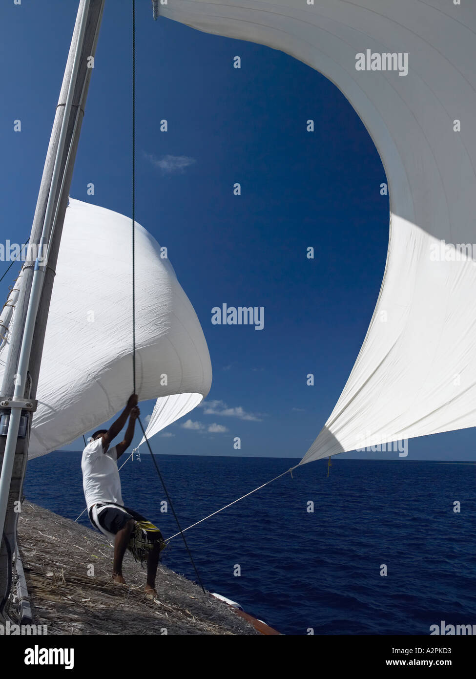 Hoisting sail hi-res stock photography and images - Alamy