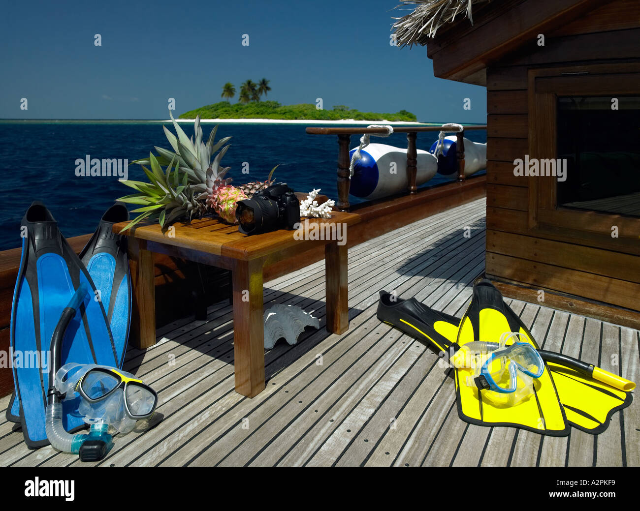 Dhoni viewed from beach hi-res stock photography and images - Alamy