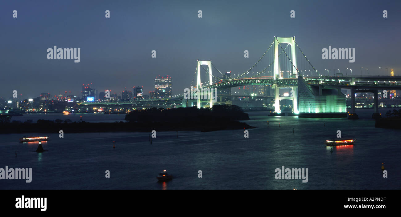 The Rainbow Bridge spanning Tokyo harbor Stock Photo - Alamy