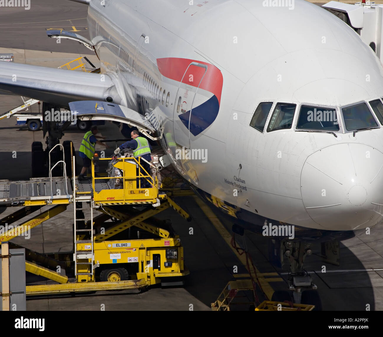 British airways cargo hi-res stock photography and images - Alamy