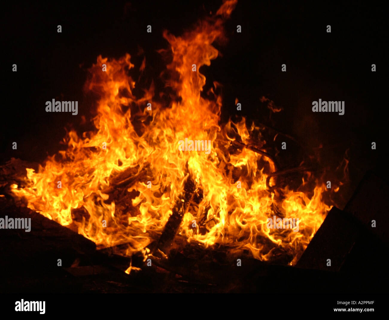 Bon bon light yellow hi-res stock photography and images - Alamy