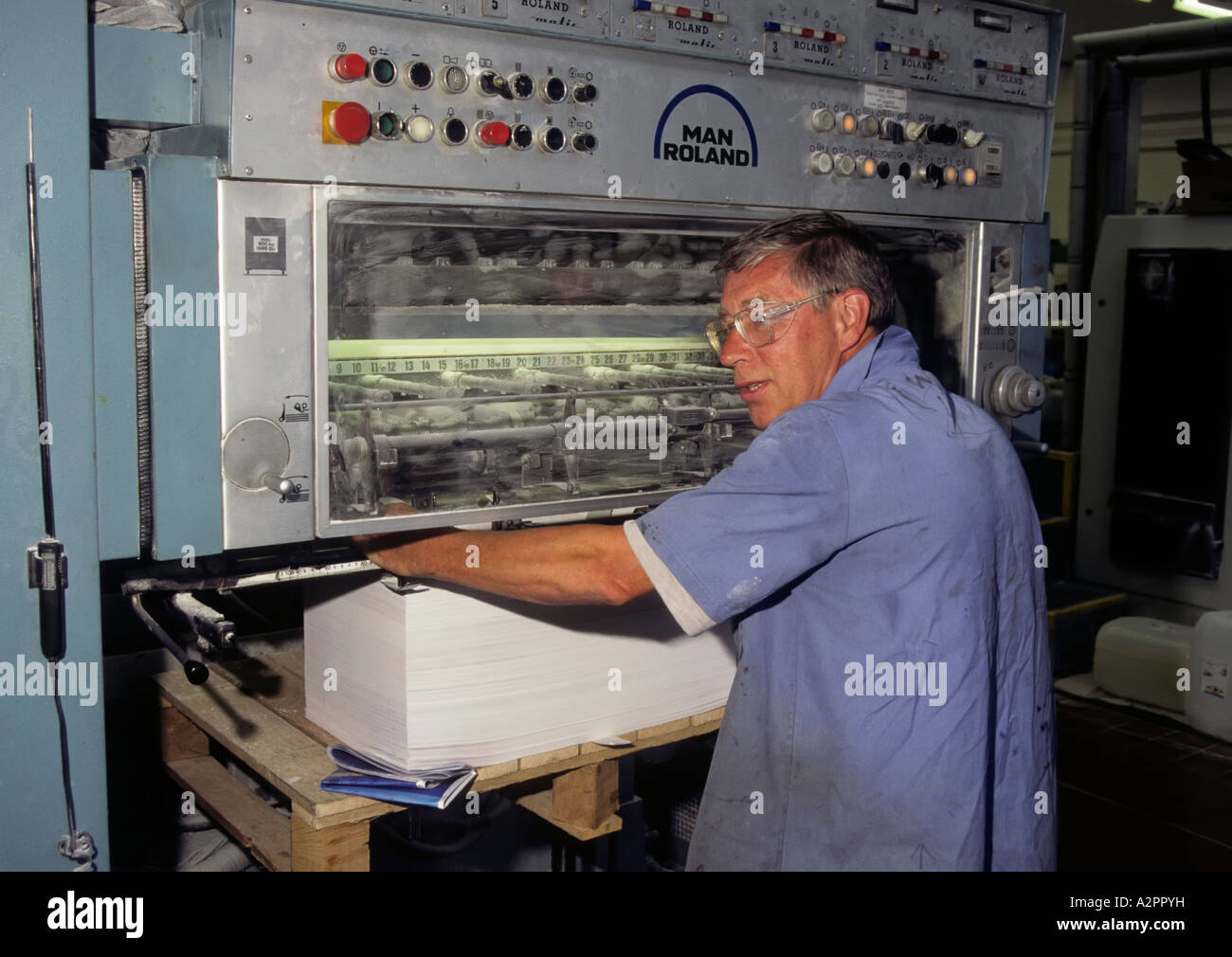 Printing press machine hi-res stock photography and images - Alamy