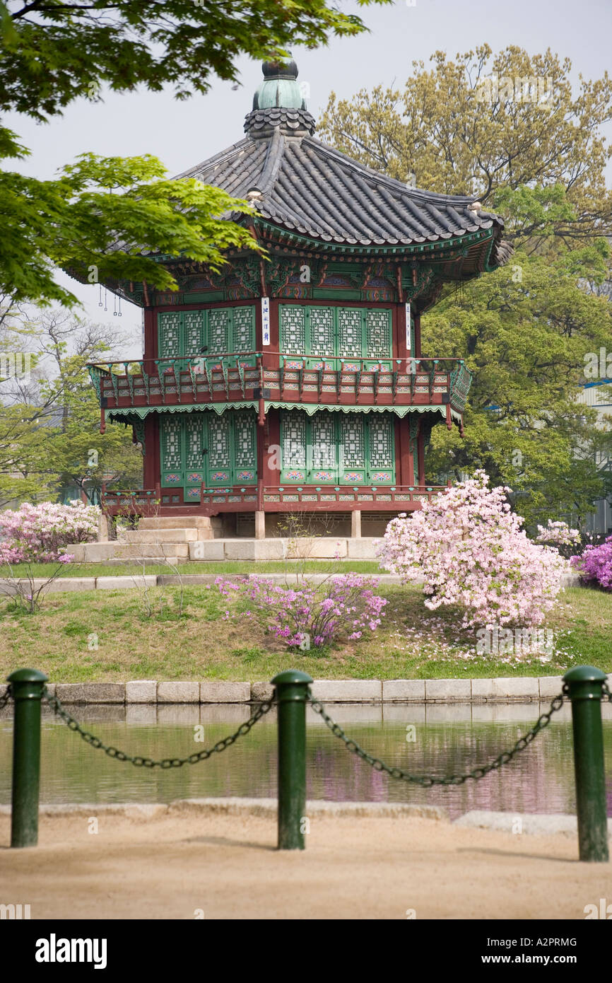 Hyangwonjeong Pavilion Gyeongbokgung Palace Seoul South Korea Stock ...