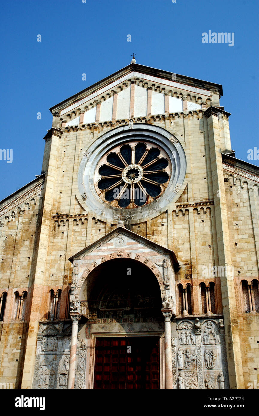 Verona san zeno basilica crypt hi-res stock photography and images - Alamy