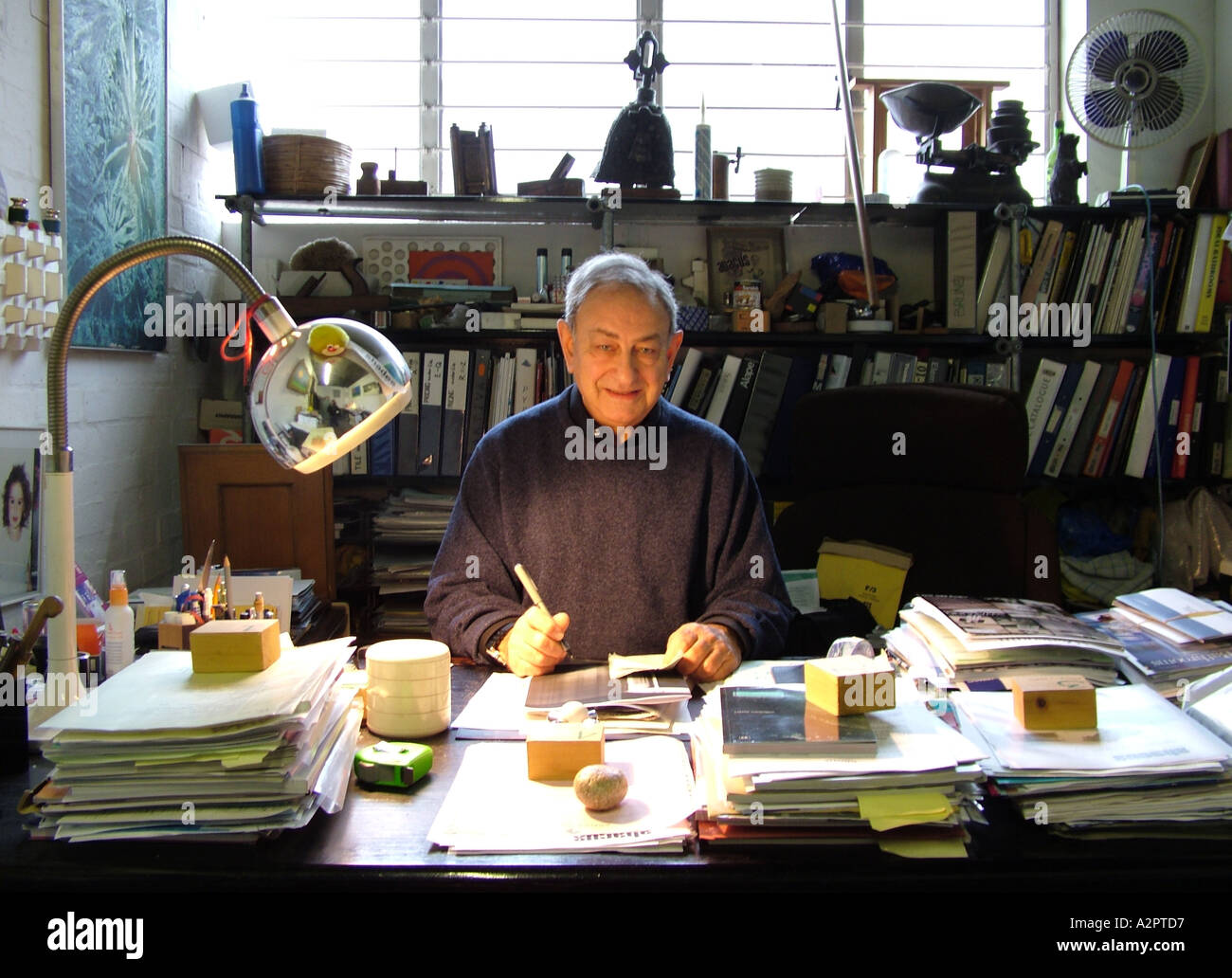 Interview messy hi-res stock photography and images - Alamy