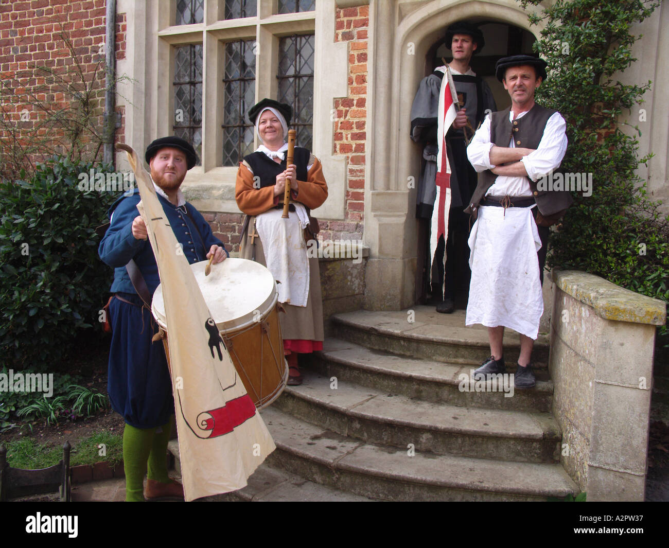 Tudor event hi-res stock photography and images - Alamy