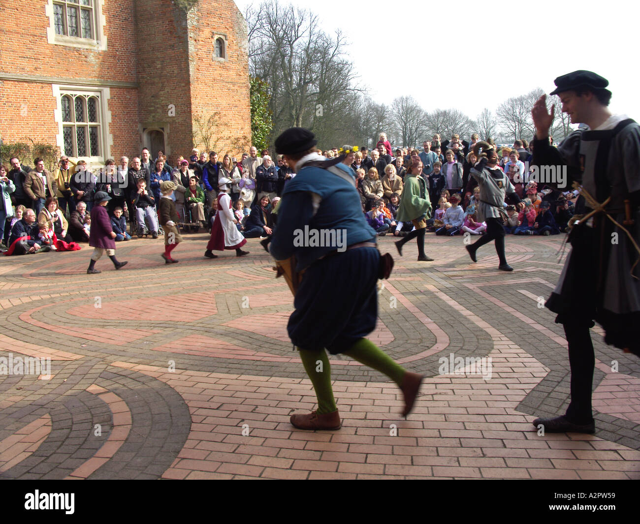 Drama tudor hi-res stock photography and images - Alamy