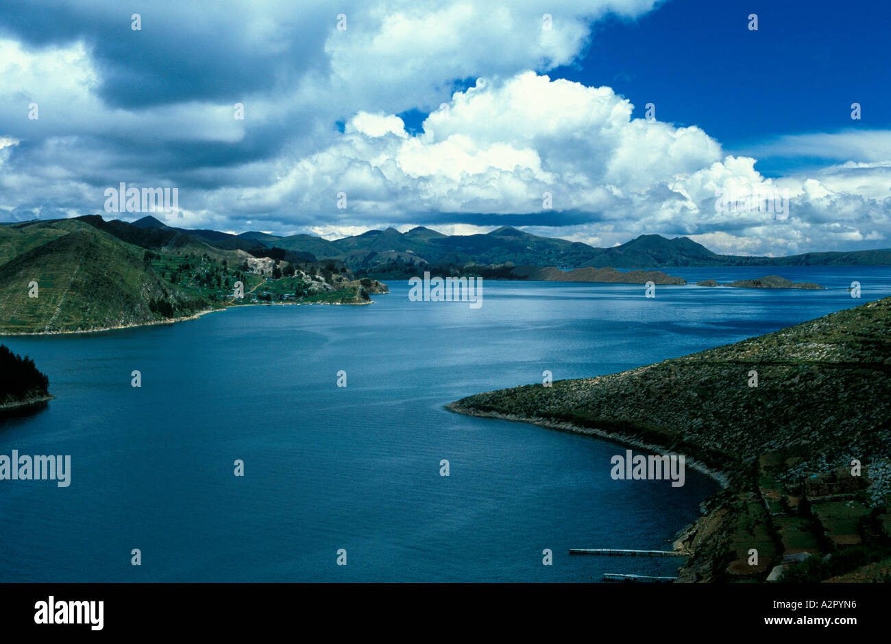 Titicaca basin hi-res stock photography and images - Alamy