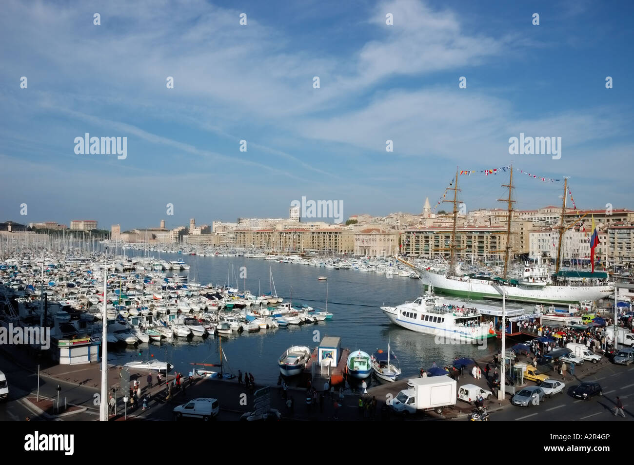 le vieux port, panoramic view of old port, Marseilles, France Stock ...
