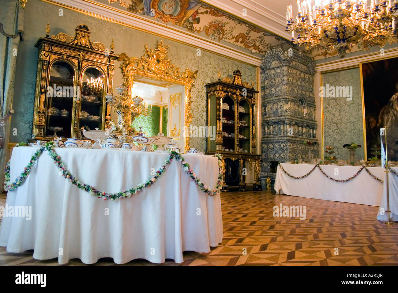 The Large Blue Reception Room The Great Peterhof Palace St Petersburg ...