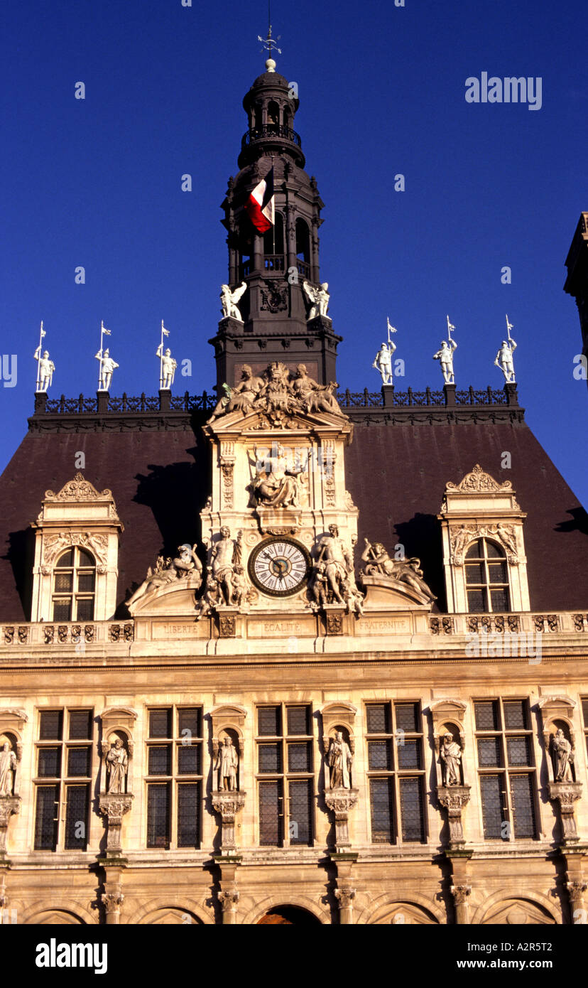 Historic metropolitan paris hi-res stock photography and images - Alamy