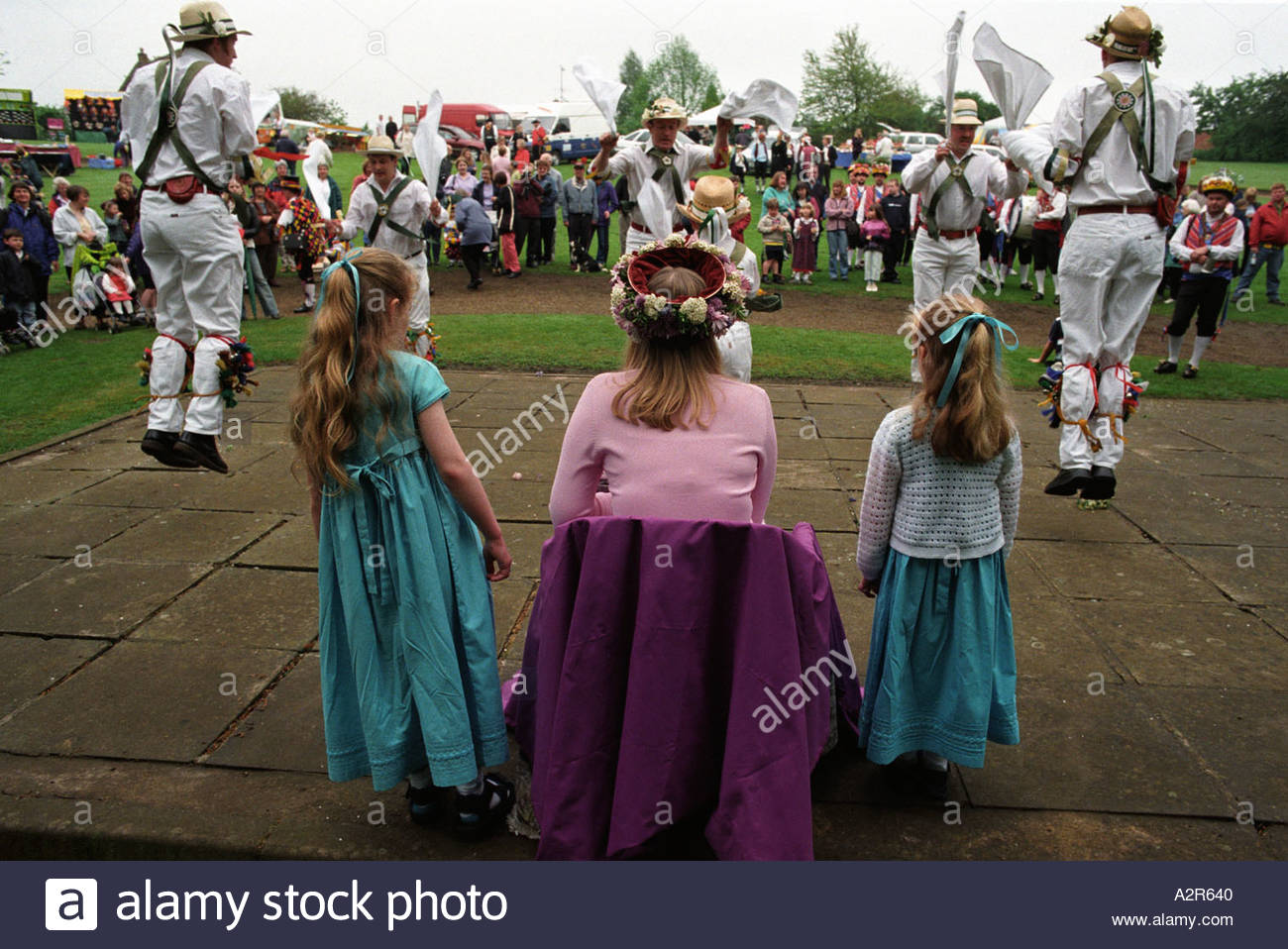 Crowning The Queen Stock Photos & Crowning The Queen Stock Images - Alamy