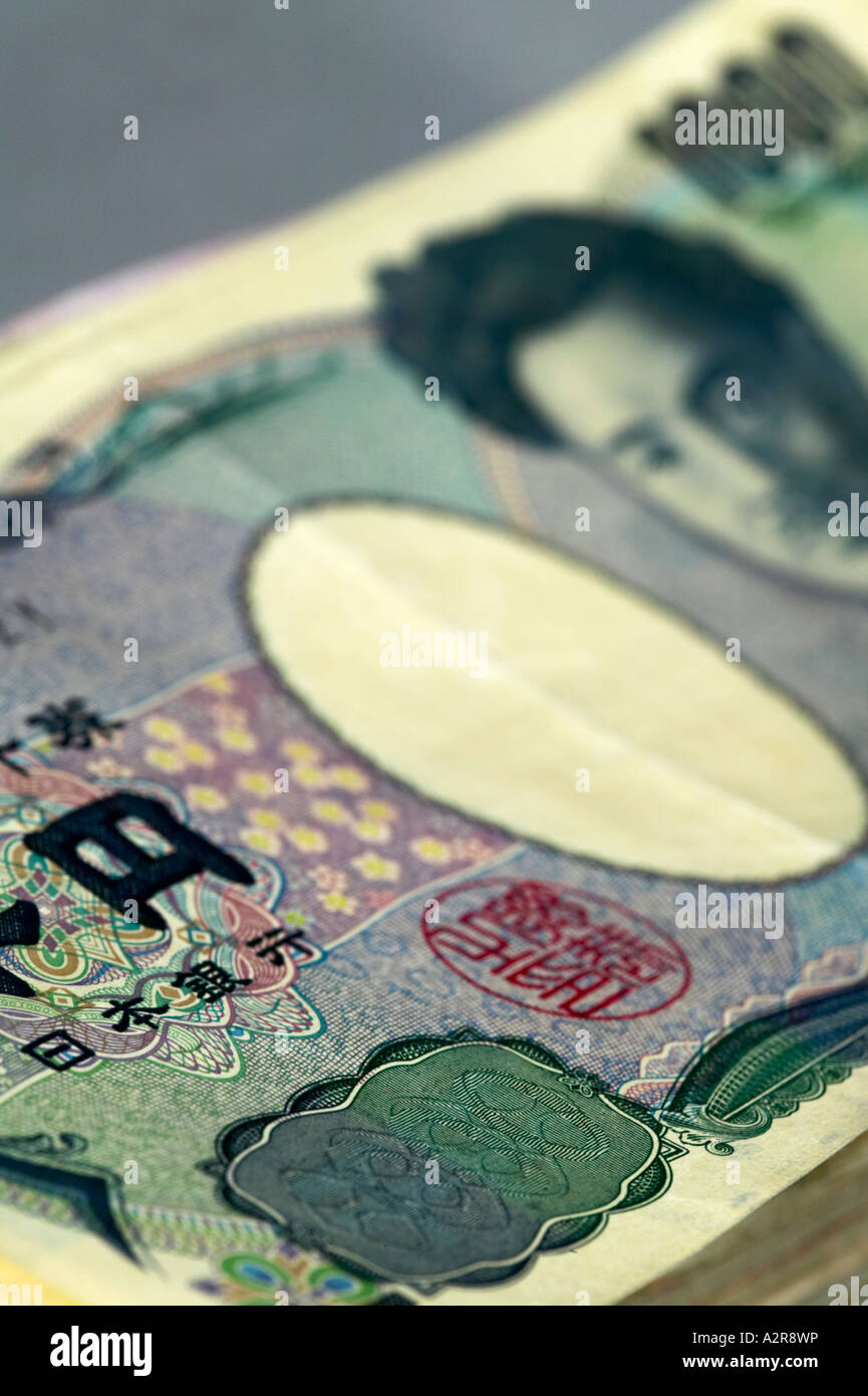 Japanese banknotes hi-res stock photography and images - Alamy