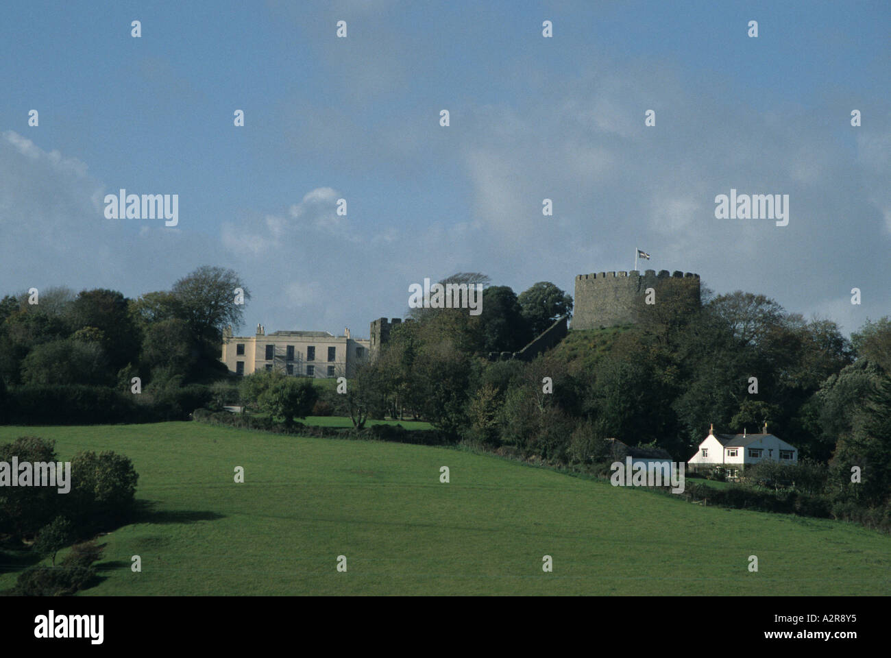 The 13th c Trematon Castle where Francis Drake stored bullion from the ...