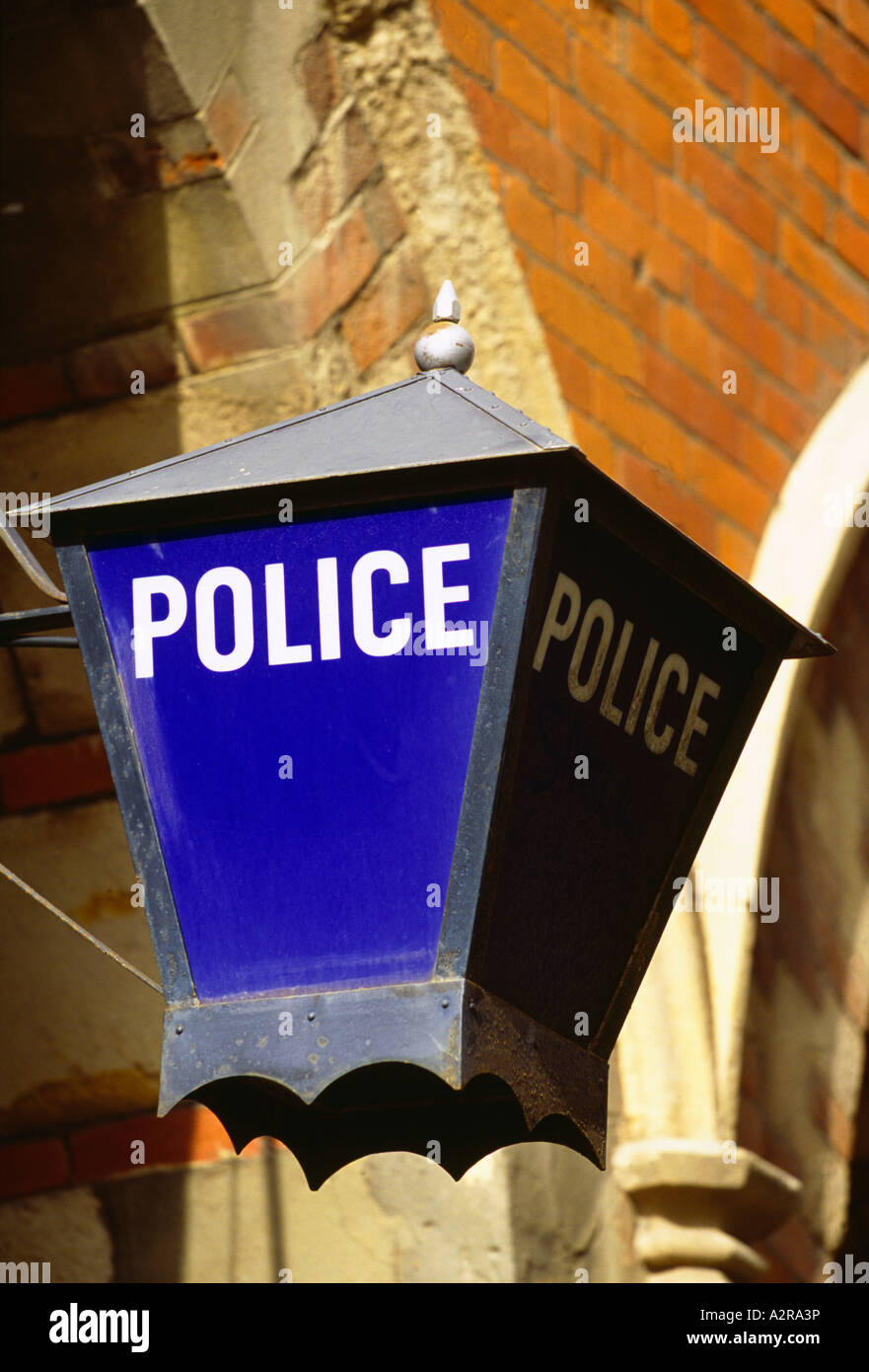 Victorian station lamp hi-res stock photography and images - Alamy