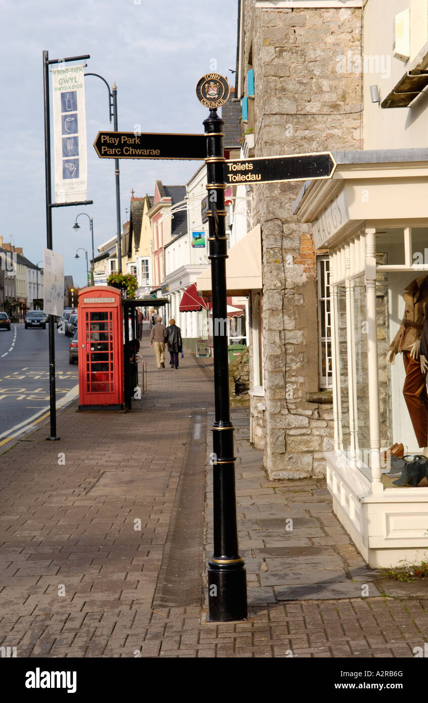 Cowbridge wales hi-res stock photography and images - Alamy