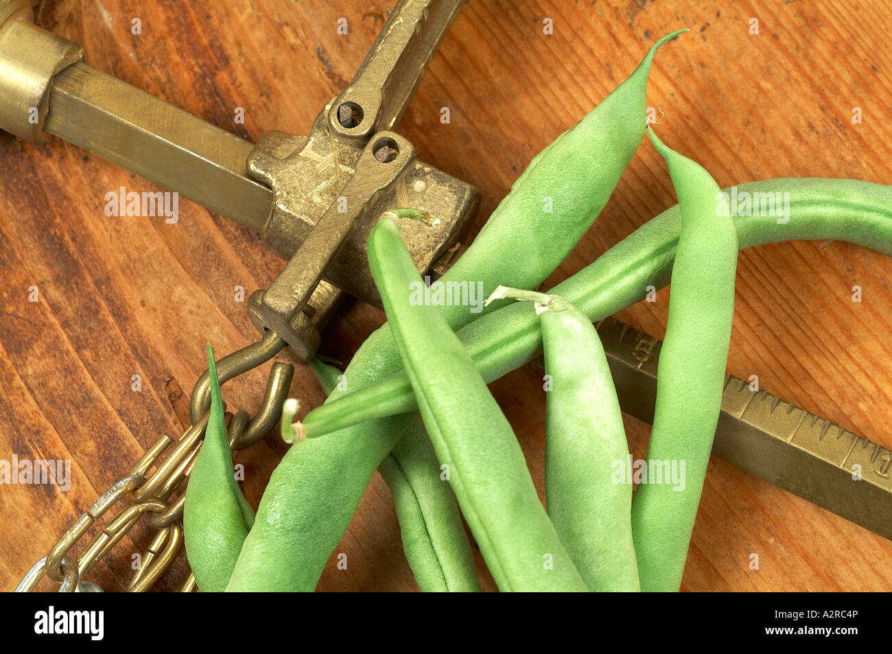 Green beans on scales Stock Photo - Alamy
