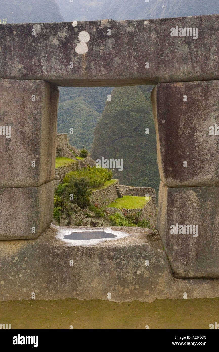 Room of the Three Windows Machu Picchu Peru Stock Photo - Alamy