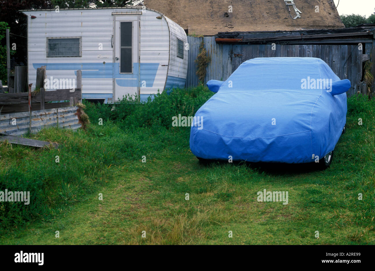 Trailer House Poverty High Resolution Stock Photography and Images - Alamy