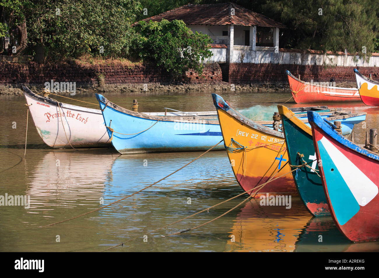 INDIA NORTH GOA FISHING BOATS ON BAGA BEACH Stock Photo - Alamy