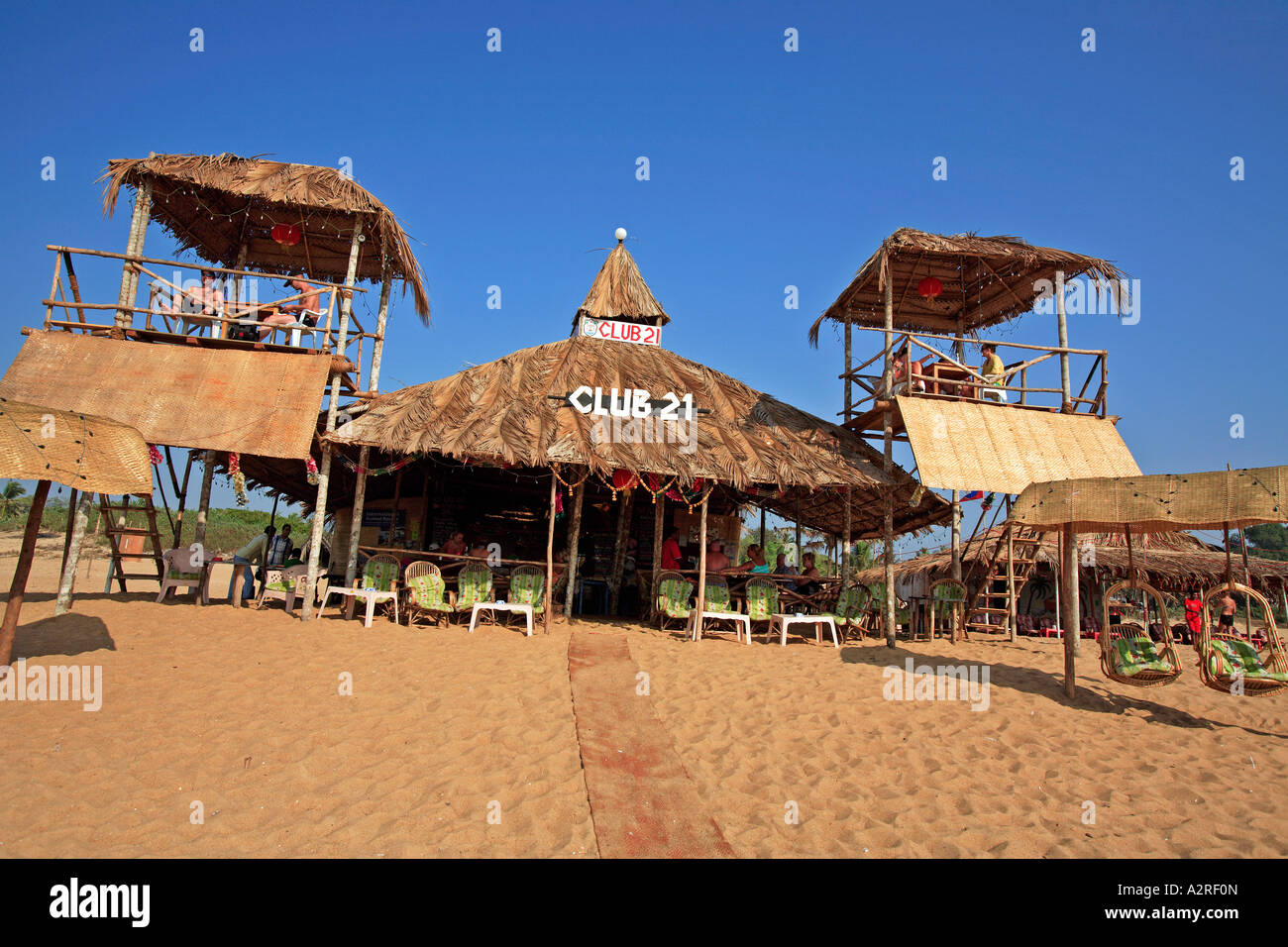 INDIA NORTH GOA A SHACK ON CANDOLIM BEACH Stock Photo - Alamy