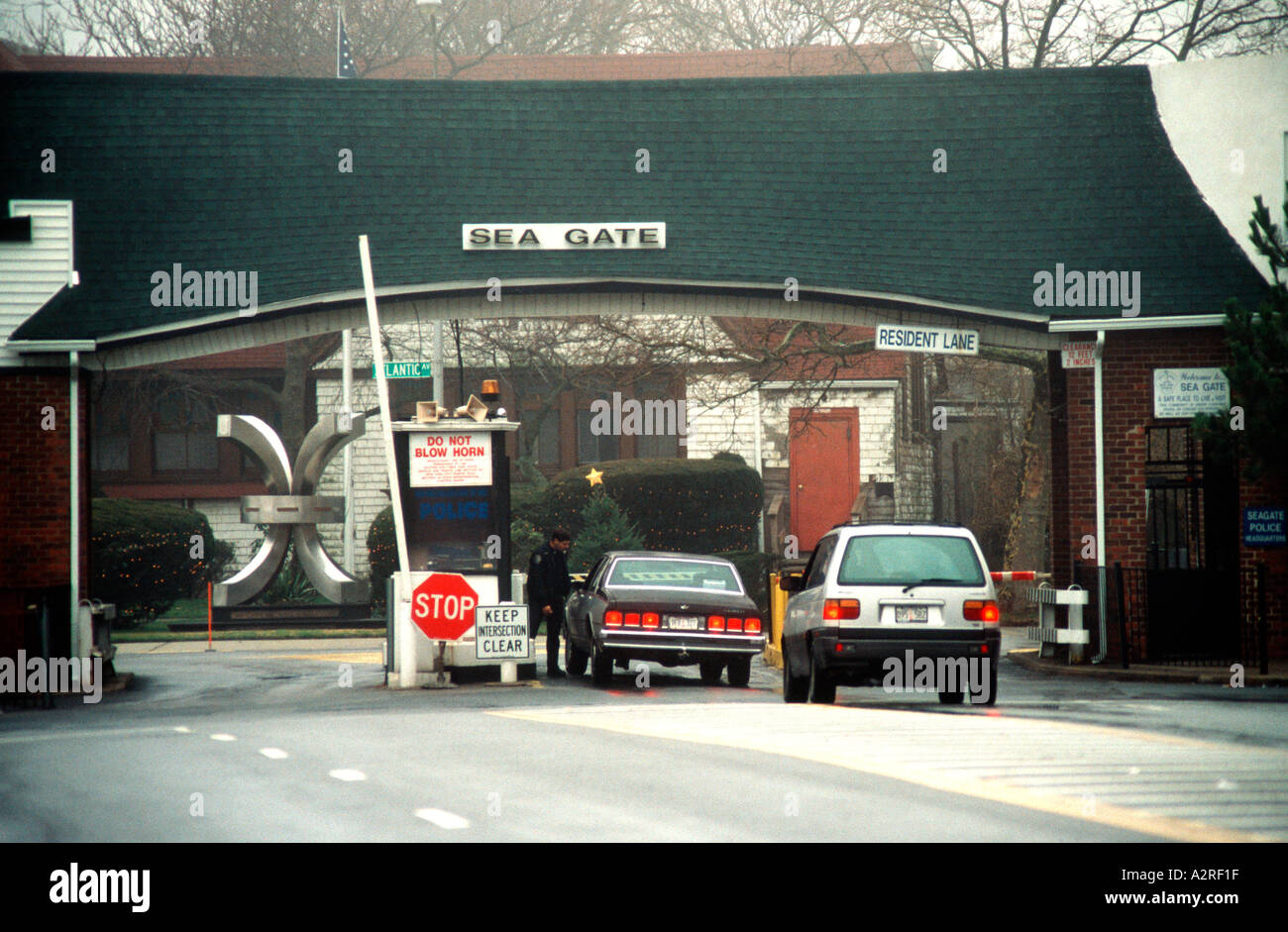 Entrance to Sea Gate Brooklyn Stock Photo - Alamy