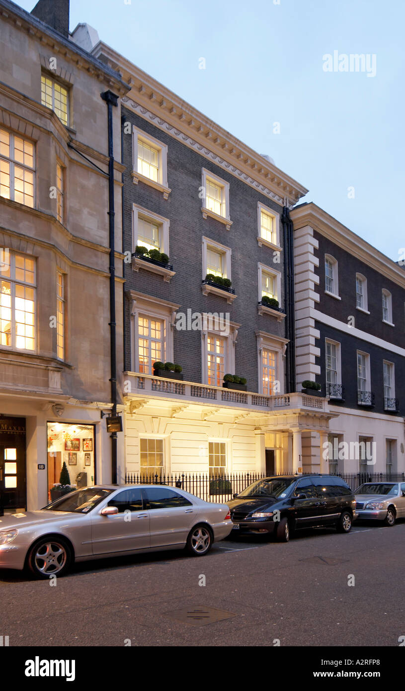 Georgian office building mayfair london hi-res stock photography and ...