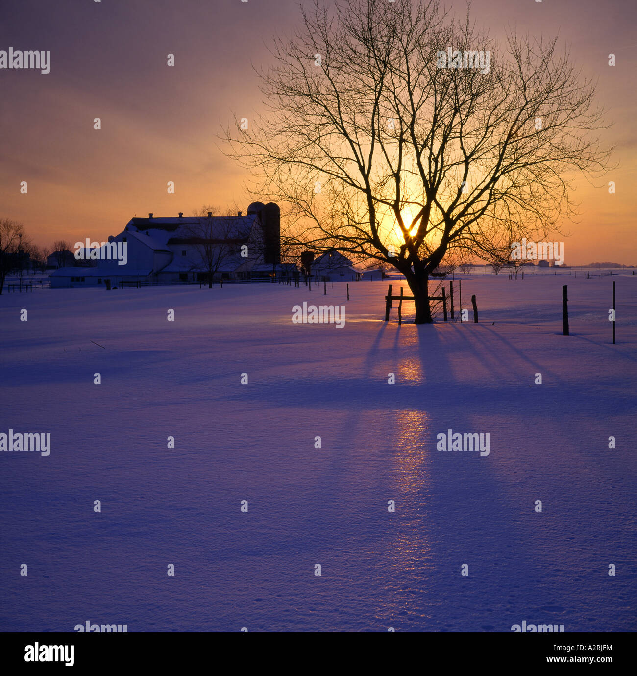 SUNRISE OVER AMISH FARM / LANCASTER COUNTY, PENNSYLVANIA Stock Photo ...