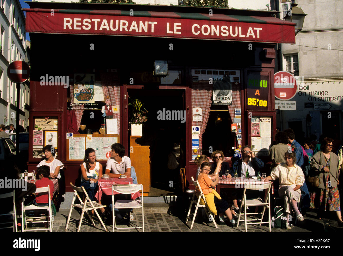 Le Consulat Paris France French Cafe Pub Wine Stock Photo - Alamy
