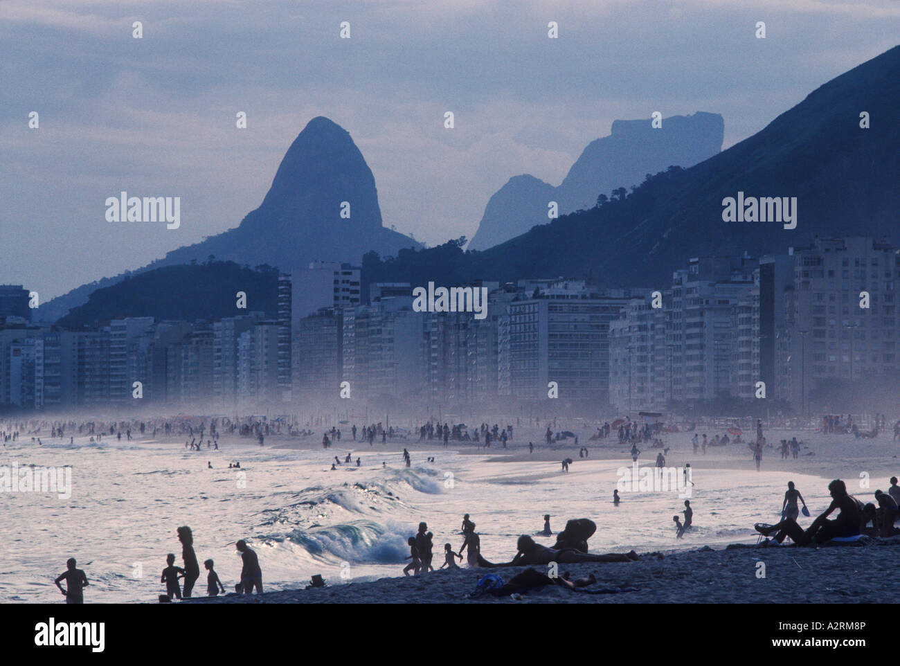 Beach vacation 1980s hi-res stock photography and images - Alamy