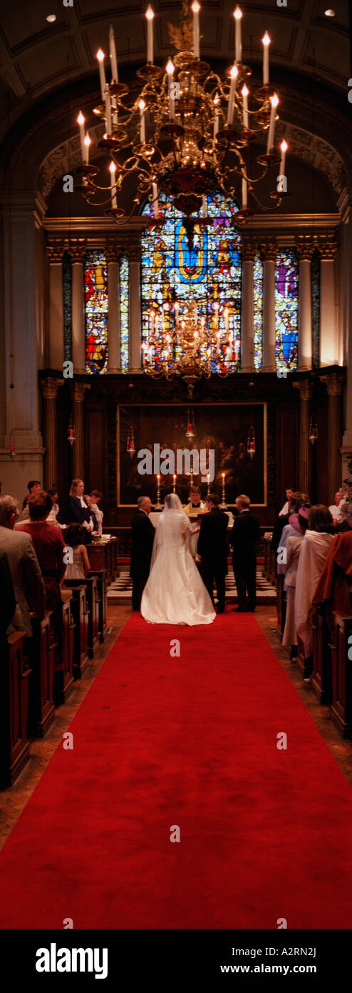 Exchange wedding vows church hi-res stock photography and images - Alamy