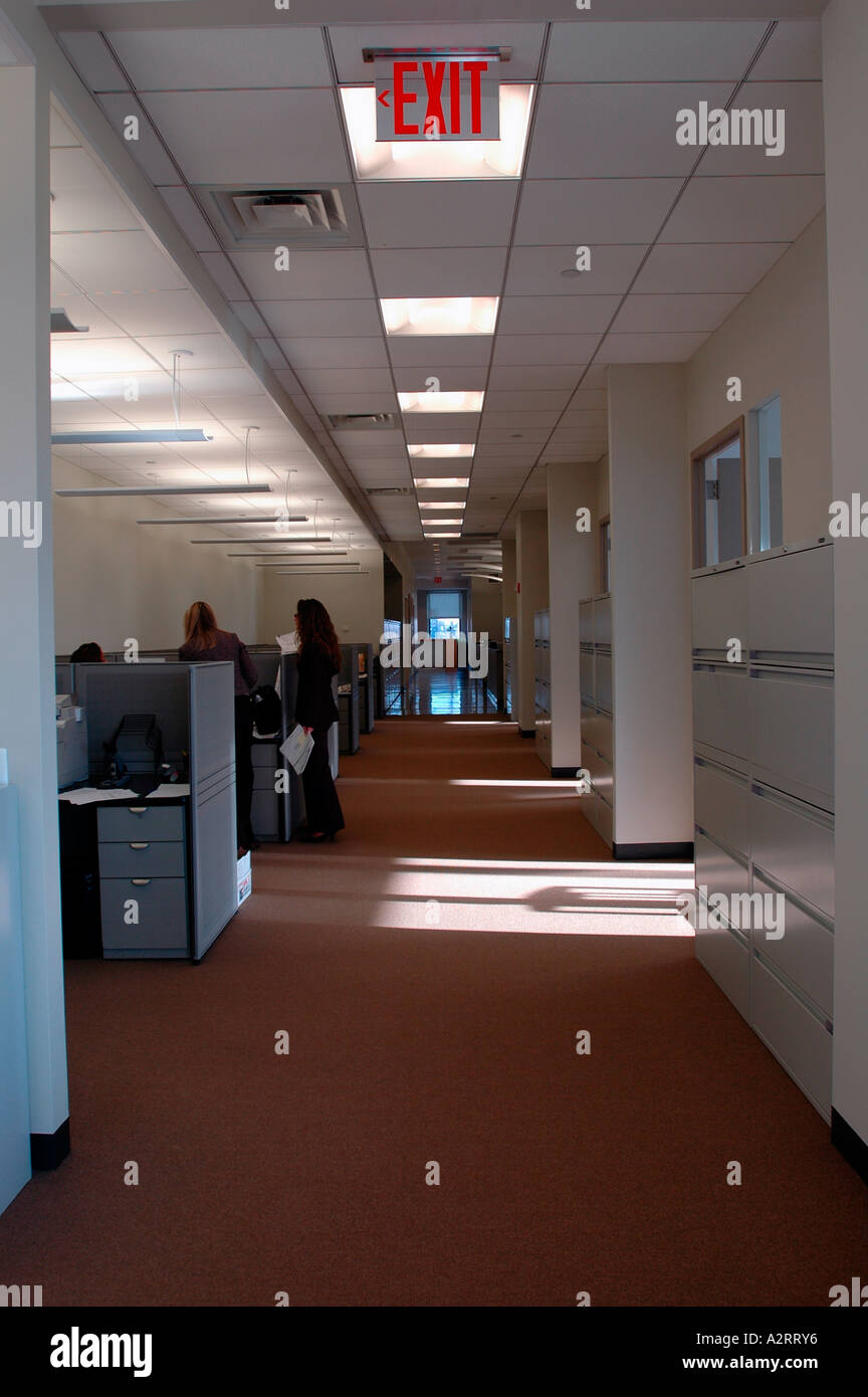 Office workers cubicles hi-res stock photography and images - Alamy