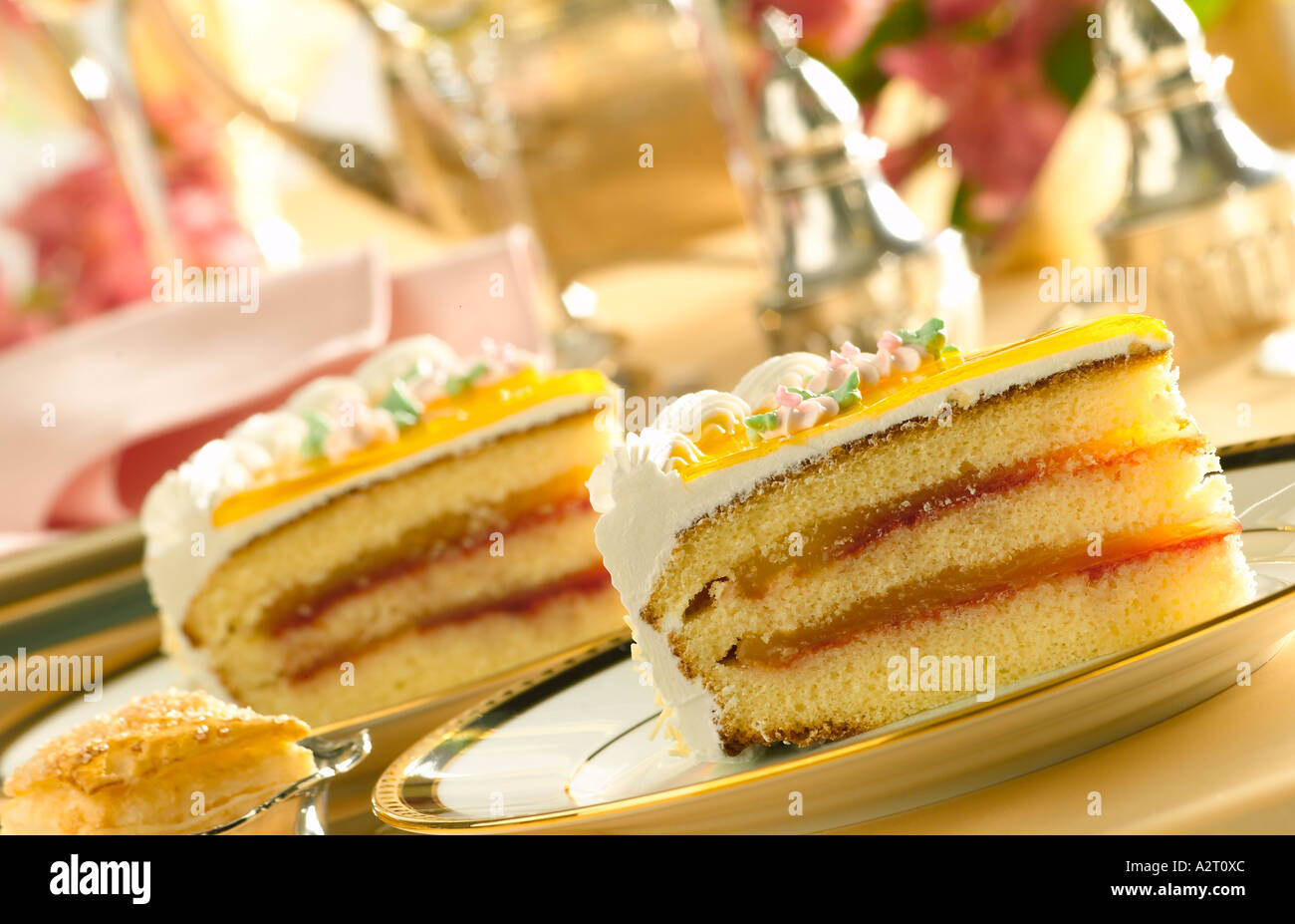 slices of cake Stock Photo - Alamy