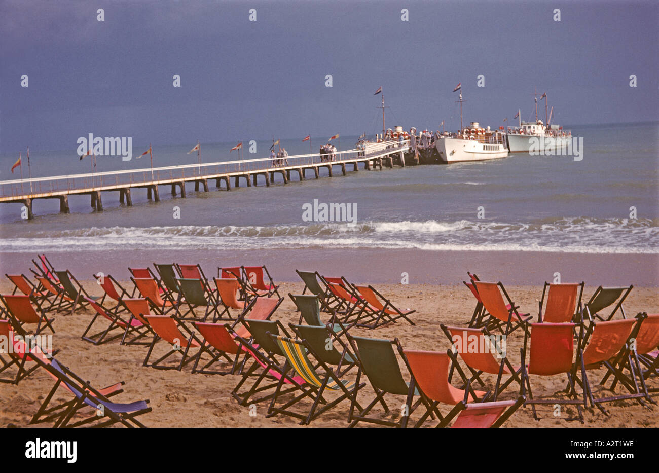Bournemouth pier 1960s hi-res stock photography and images - Alamy