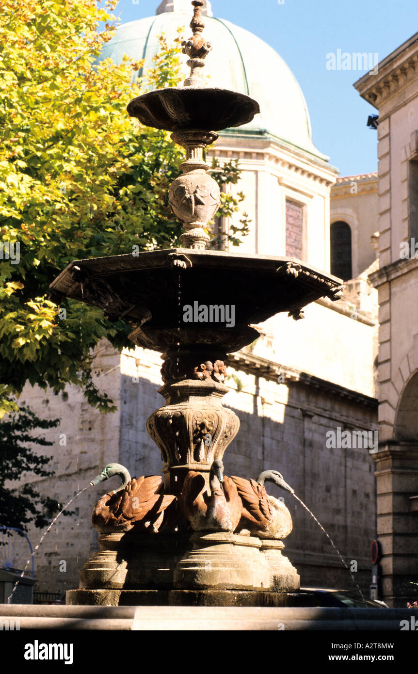 France, Vaucluse, Luberon, Fountain de Apt Stock Photo - Alamy